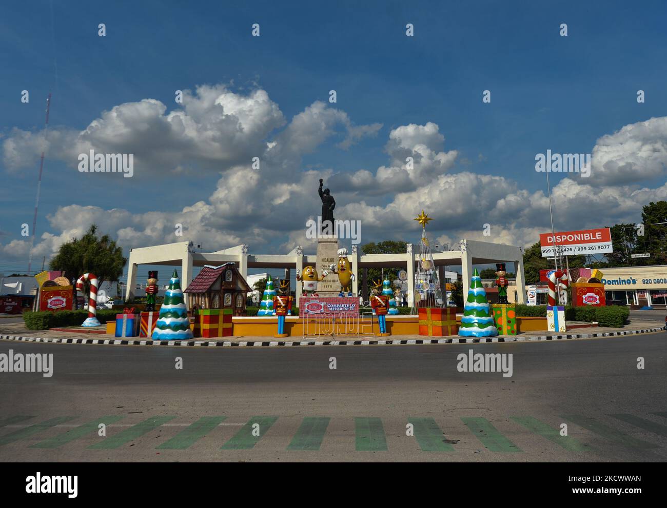 Spanish roundabouts hi-res stock photography and images - Alamy