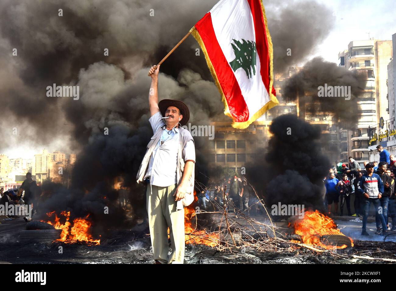 Lebanon beirut protest road hi-res stock photography and images - Alamy