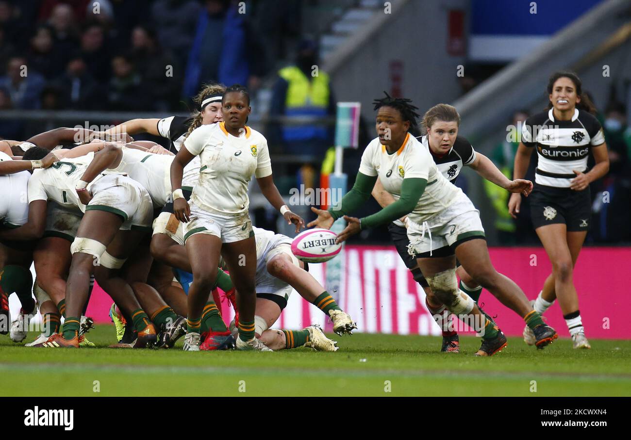 Sizophila Solontsi (Cell C Sharks Ladies) during The Killik Cup match ...