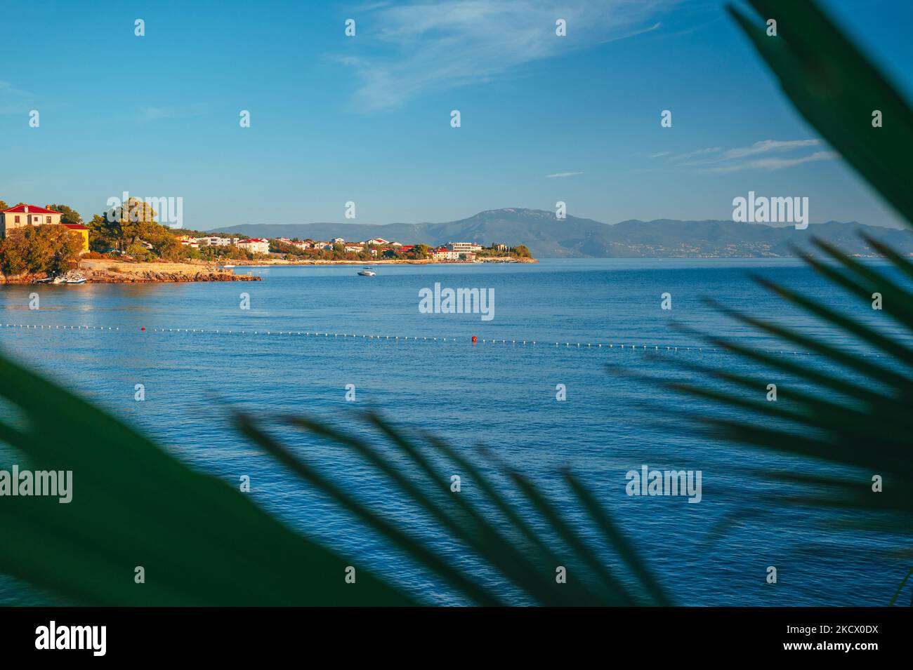 Beautiful beach near Brela town, Dalmatia, Croatia. Makarska riviera ...