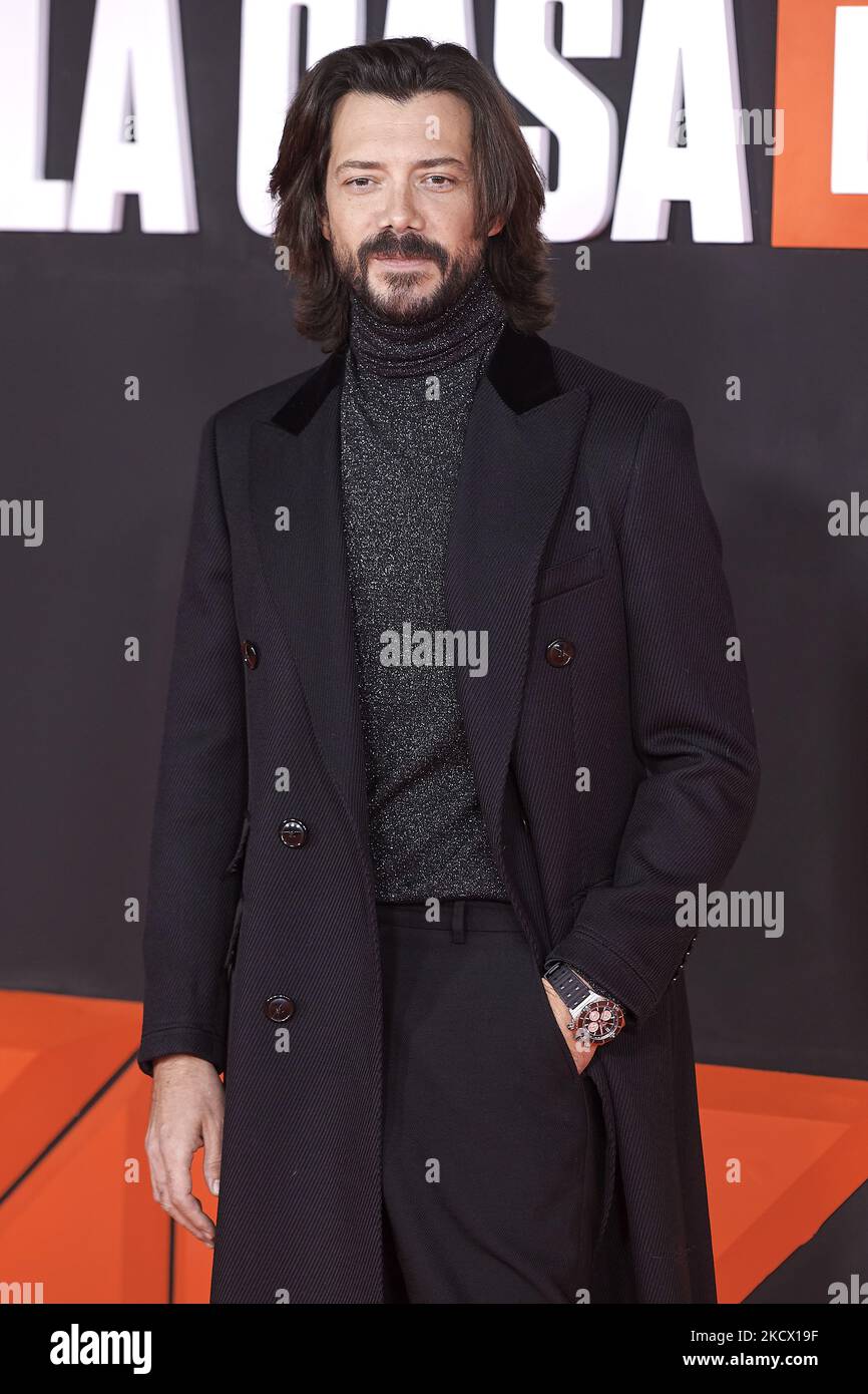 Alvaro Morte attends the Netflix: 'La Casa De Papel' The Finale Of 5th ...