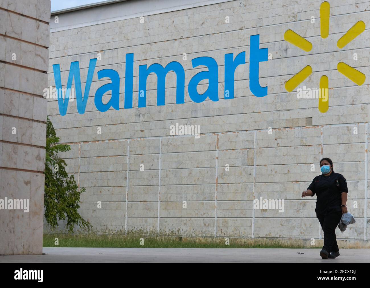 Walmart logo at the entrance to Walmart logo store on on Paseo de ...