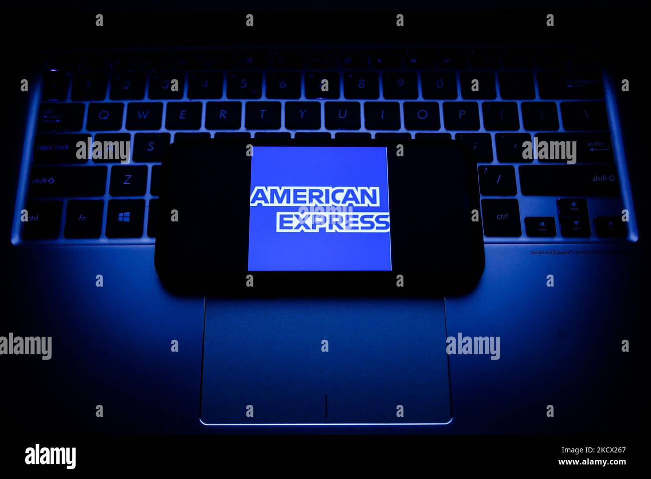 American express logo hi-res stock photography and images - Alamy