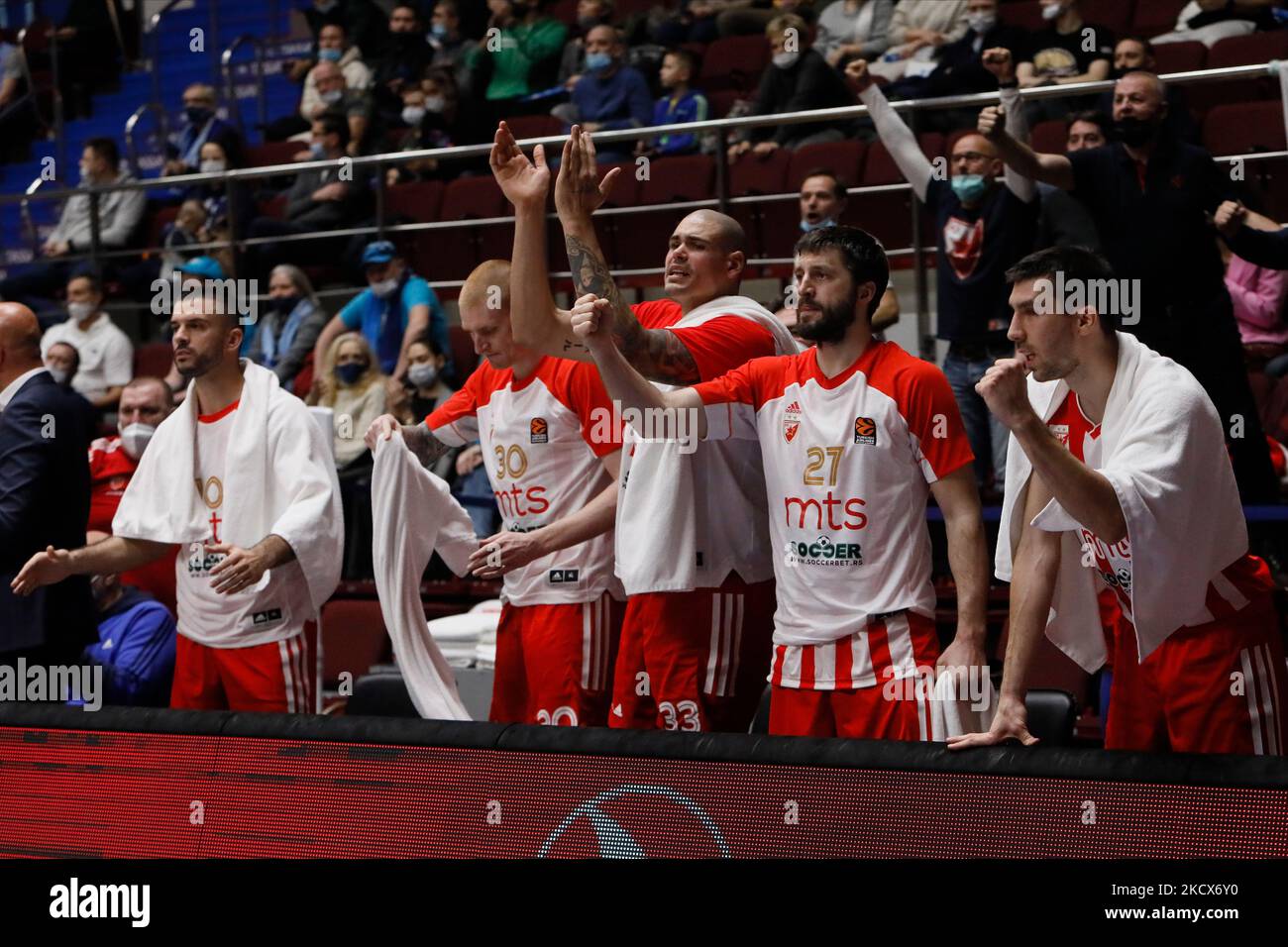 Crvena zvezda bench players hi-res stock photography and images - Alamy
