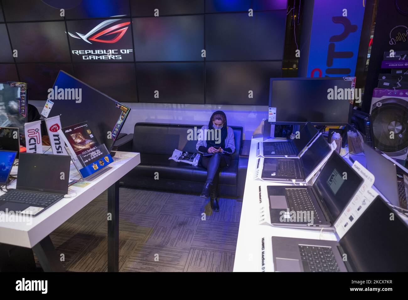 Tehran city centre hi-res stock photography and images - Alamy