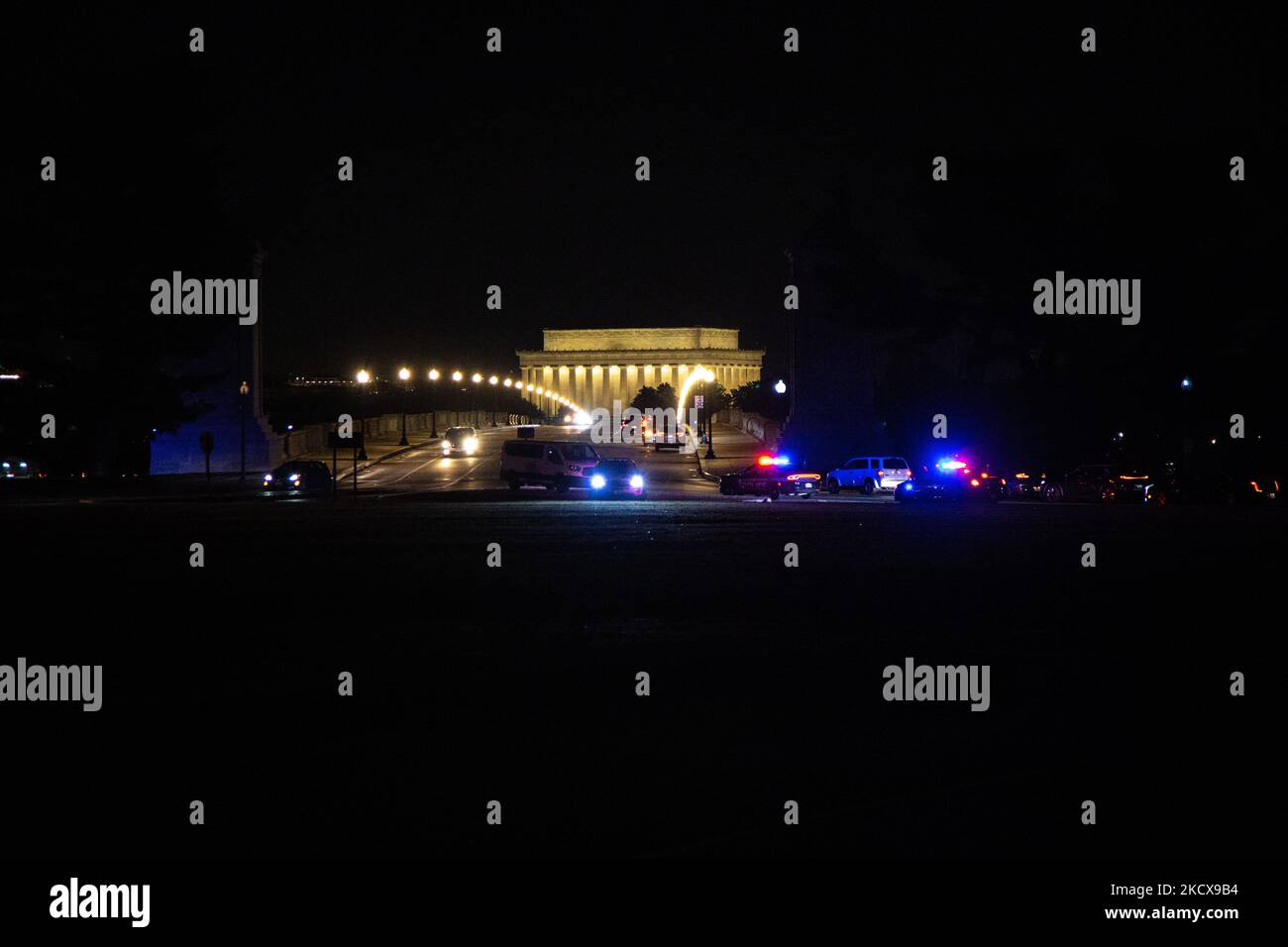 Police shut down roadways around Arlington Memorial Bridge as members ...