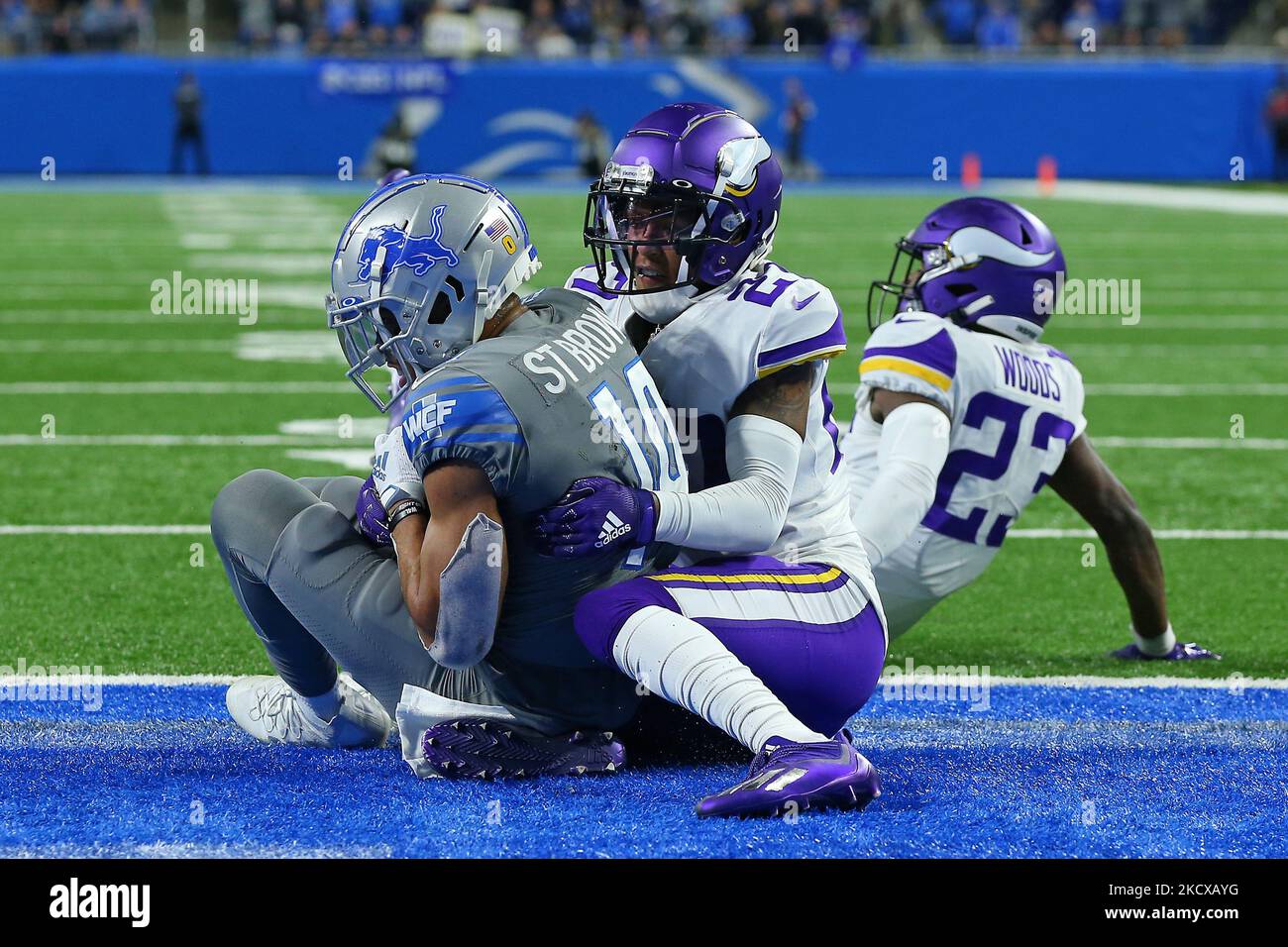Game winning touchdown hi-res stock photography and images - Alamy