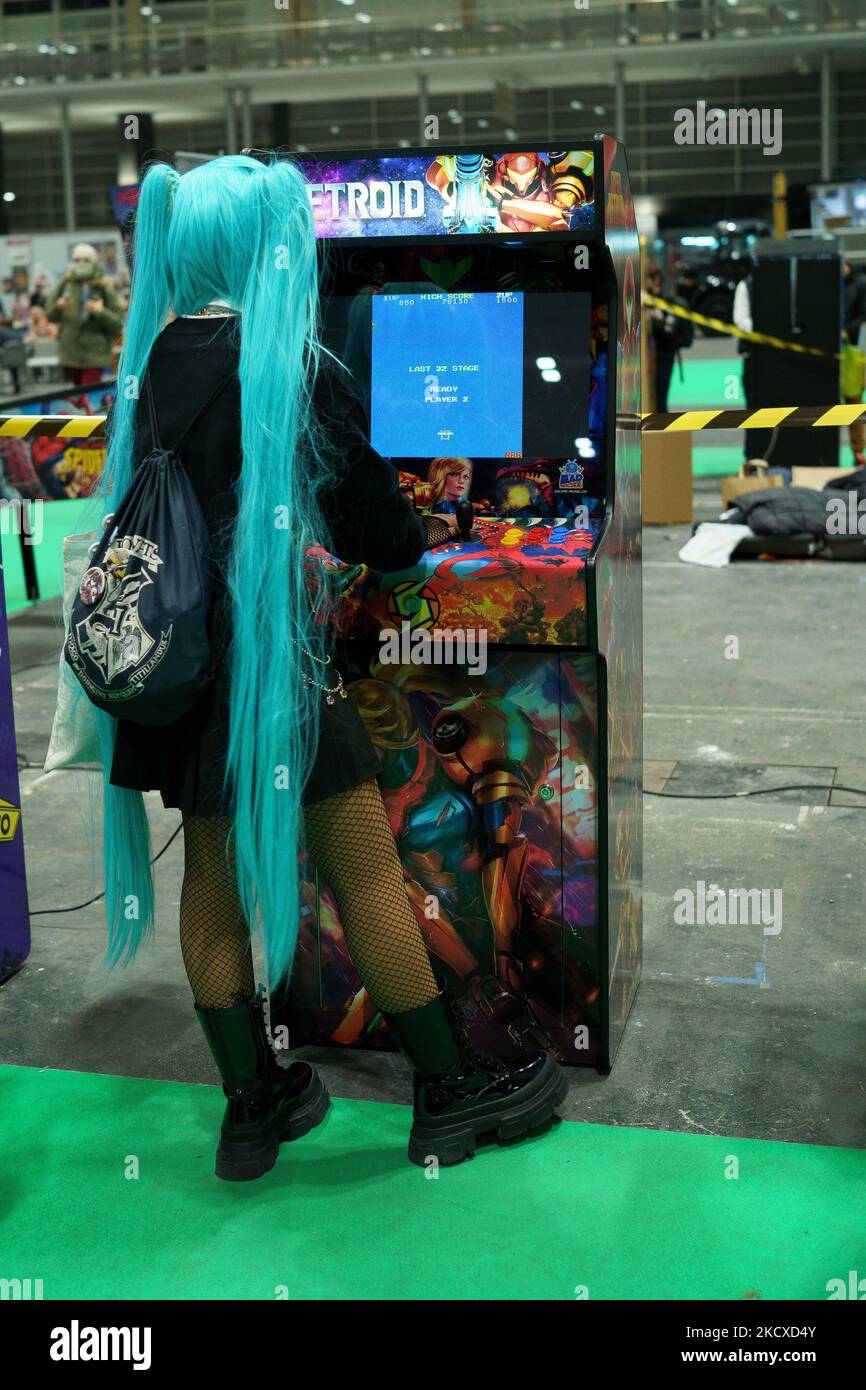 Madrid comic pop up fair hi-res stock photography and images - Alamy