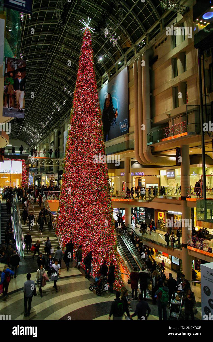 Eatons centre in toronto hi-res stock photography and images - Alamy
