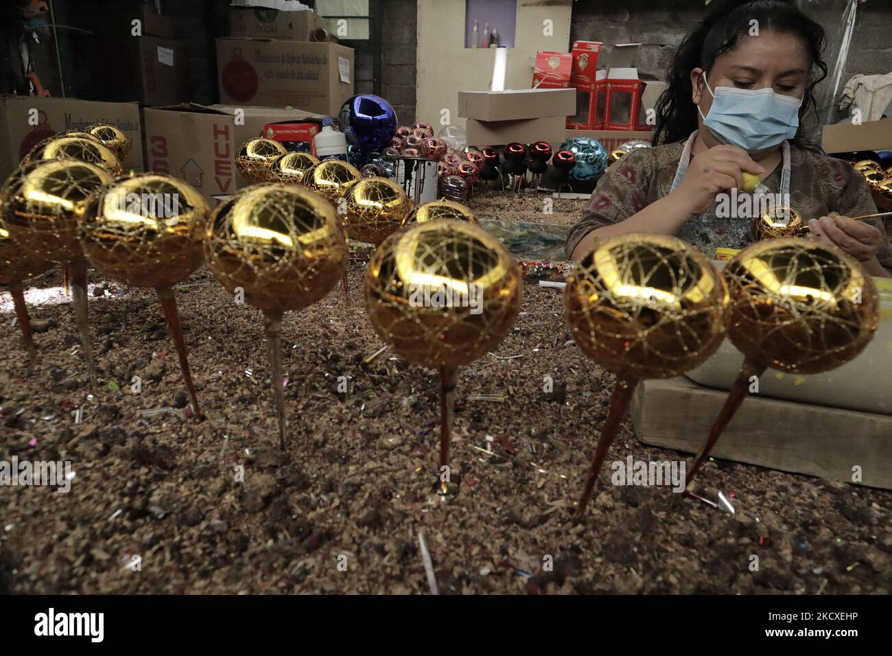 Production and sale of christmas spheres in mexico city hi-res stock ...