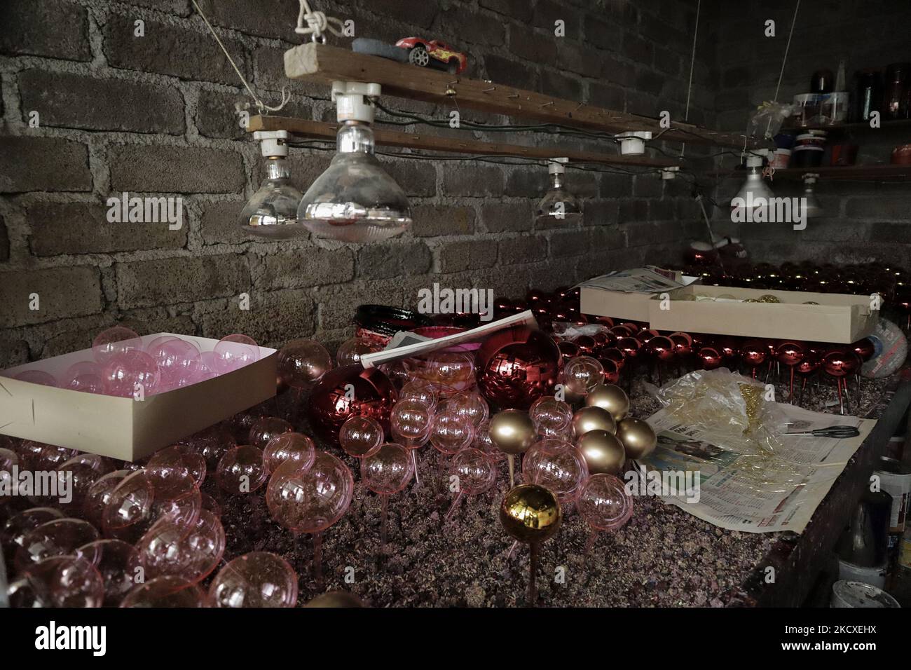 Area of painted handmade blown glass spheres in the Mexican cooperative ...