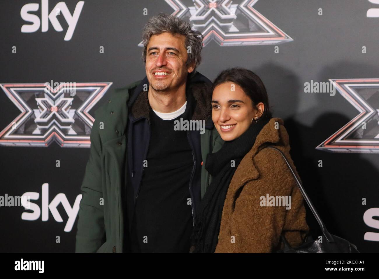 Pif smile hi-res stock photography and images - Alamy