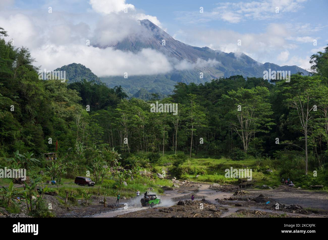 Kali kuning river hi-res stock photography and images - Alamy