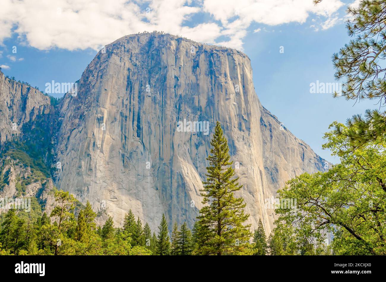 El Capitan, iconic mountain in Yosemite National Park, California, USA ...