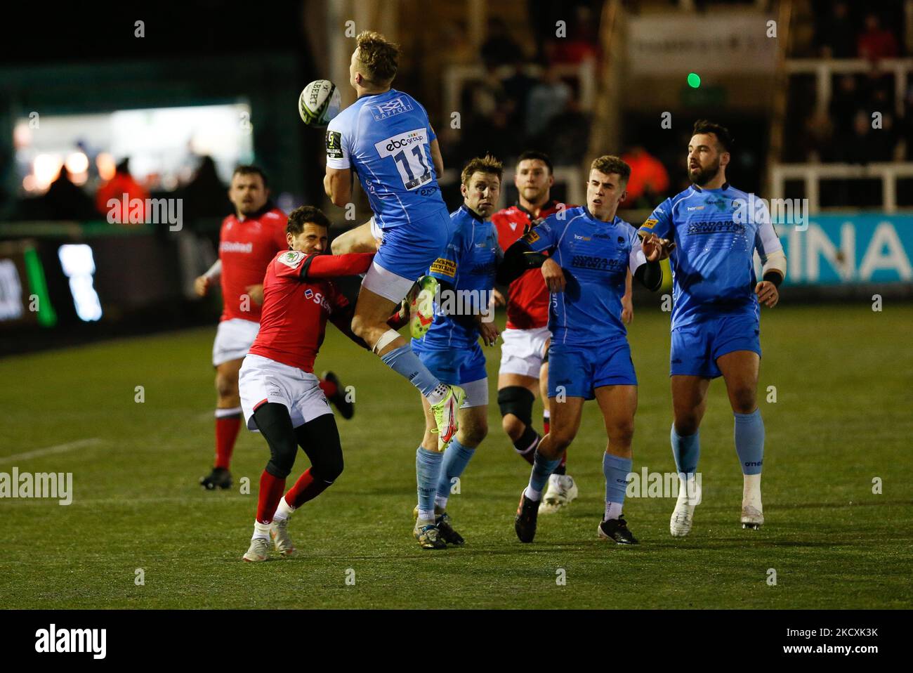 Duhan van der merwe of worcester warriors hi-res stock photography and ...