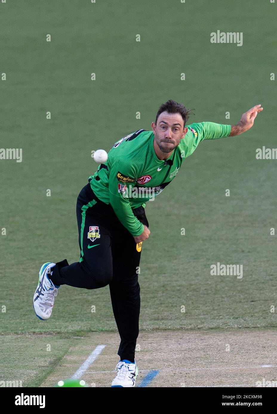 Glenn maxwell melbourne stars hi-res stock photography and images - Alamy
