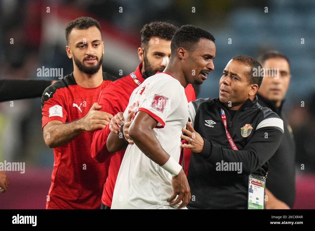 (10) MARWAN HAMDY of Egypt calms down (19) ABDALLAH NASIB of Jordan ...
