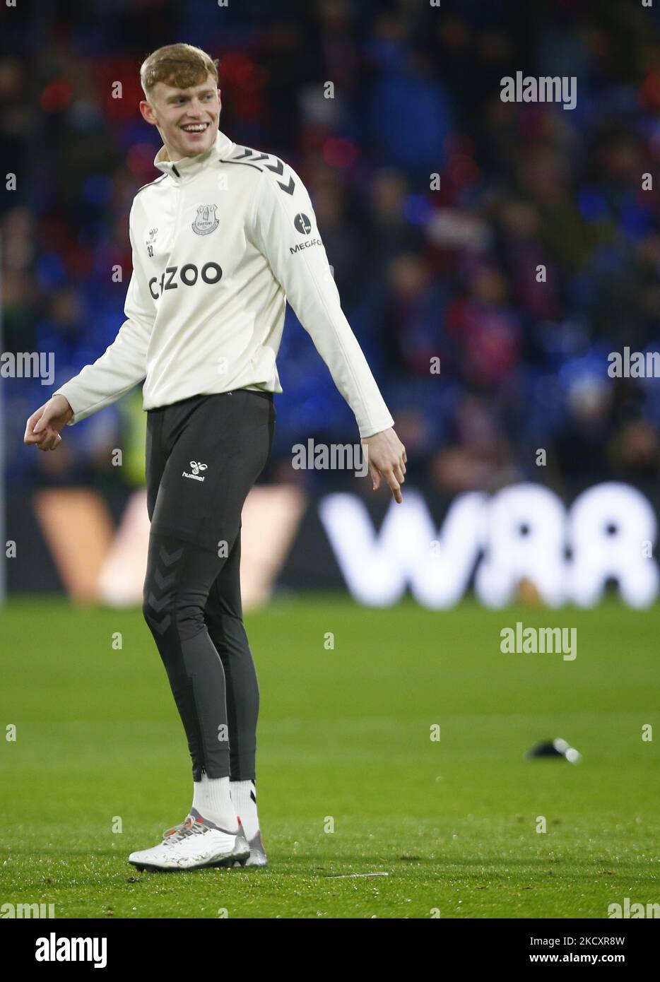 Everton's Jarrad Branthwaite during the pre-match warm-up during ...