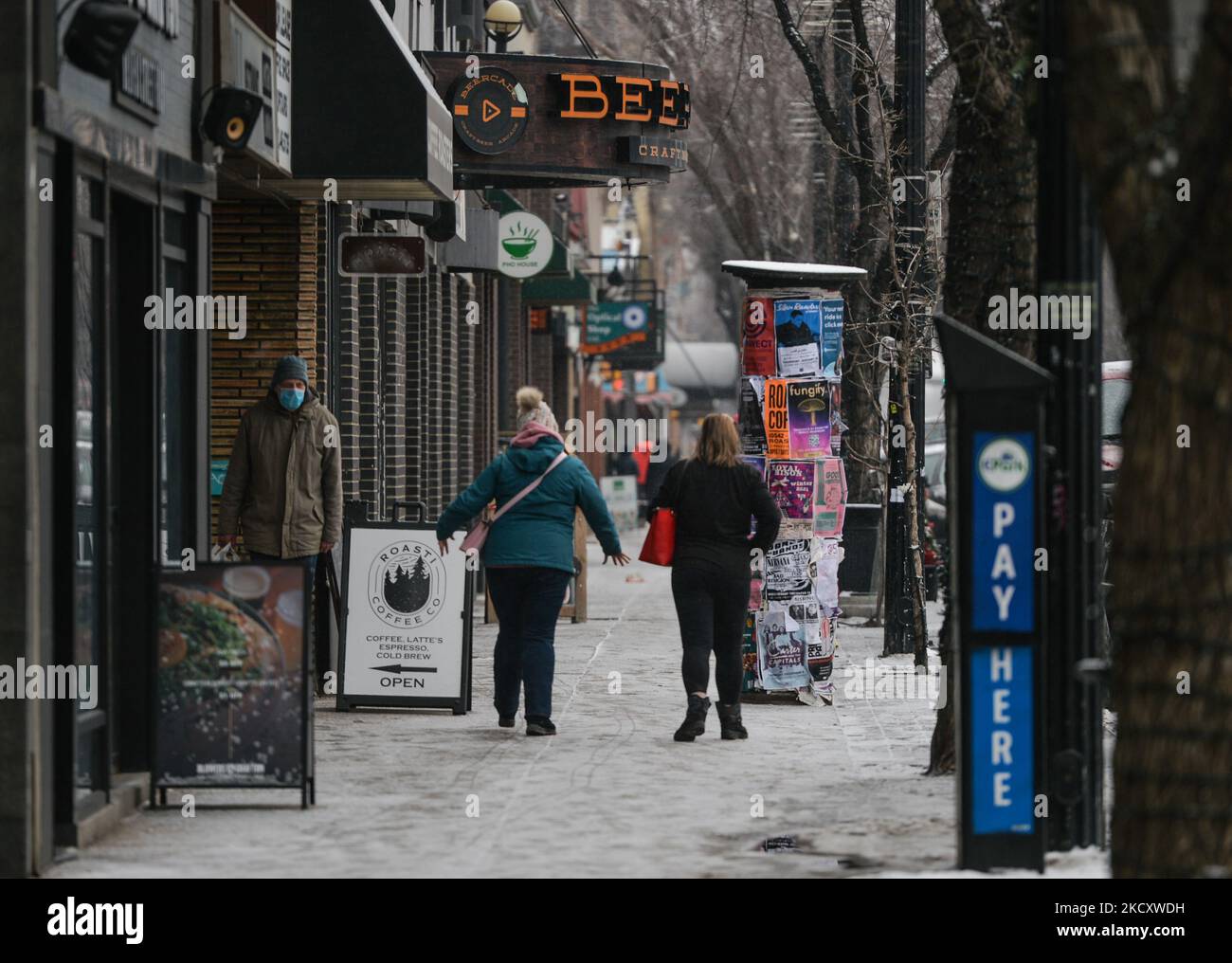 Empty whyte avenue hi-res stock photography and images - Alamy
