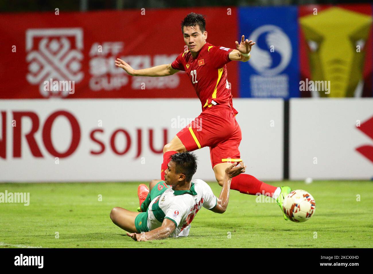 Nguyen tien linh hi-res stock photography and images - Alamy