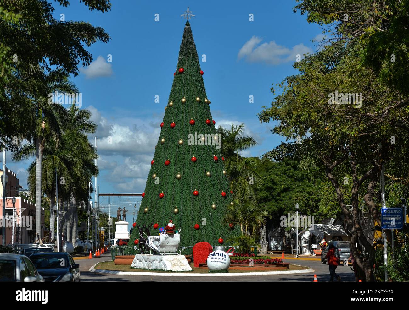 Christmas Tree near Paseo de Montejo in Merida center. On Tuesday ...