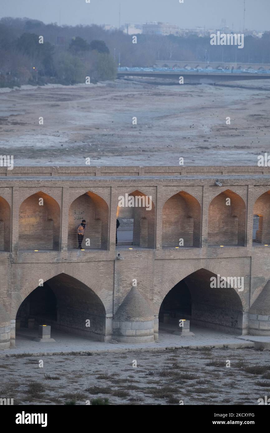 33_bridge hi-res stock photography and images - Alamy