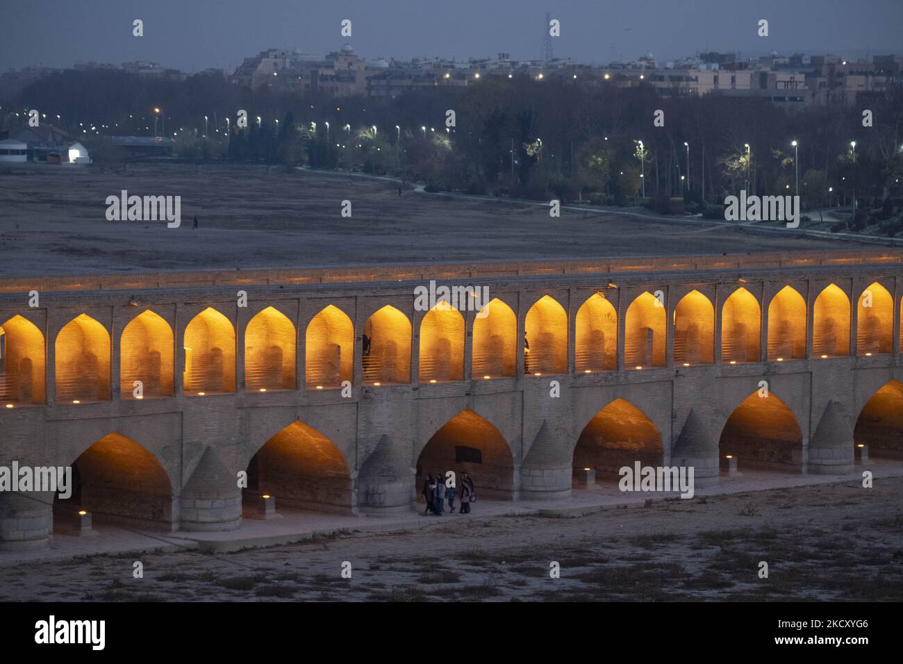 A view of the Si-o-se-pol (33-Bridge) historical bridge on the dried-up ...