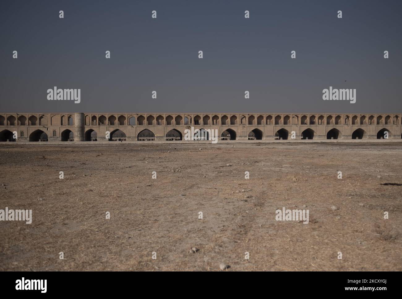 A view of the Si-o-se-pol (33-Bridge) historical bridge on the dried-up ...