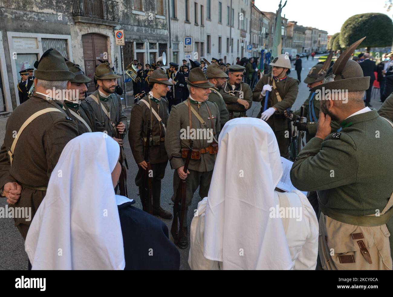 Alpini uniform hi-res stock photography and images - Alamy
