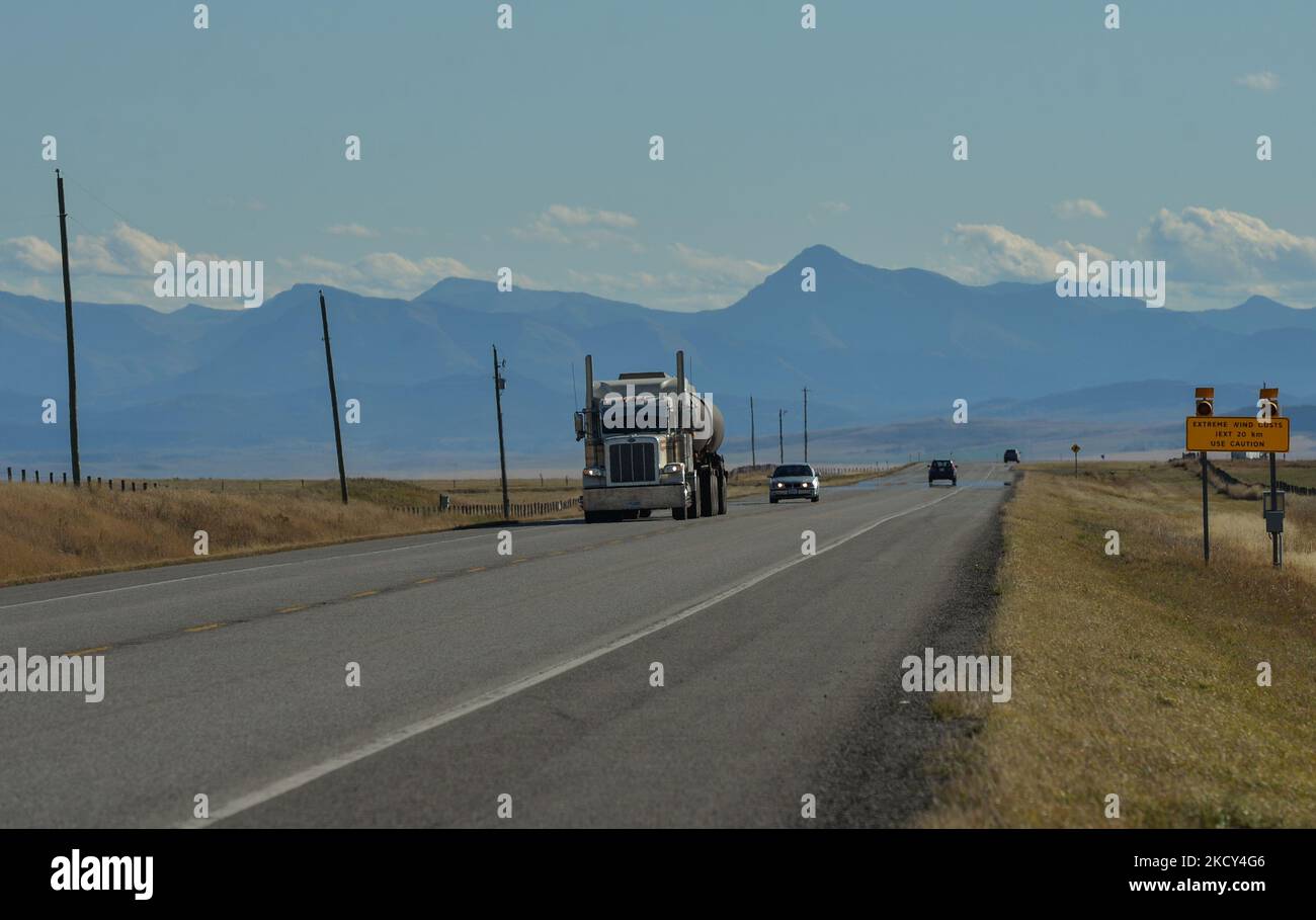 584 kilometre highway hi-res stock photography and images - Alamy