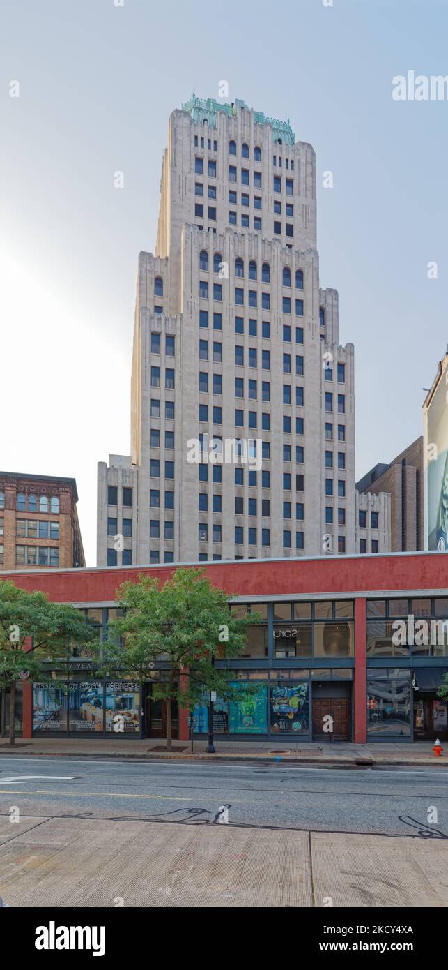 AT&T Huron Road Building, aka Ohio Bell Building, was briefly Cleveland ...