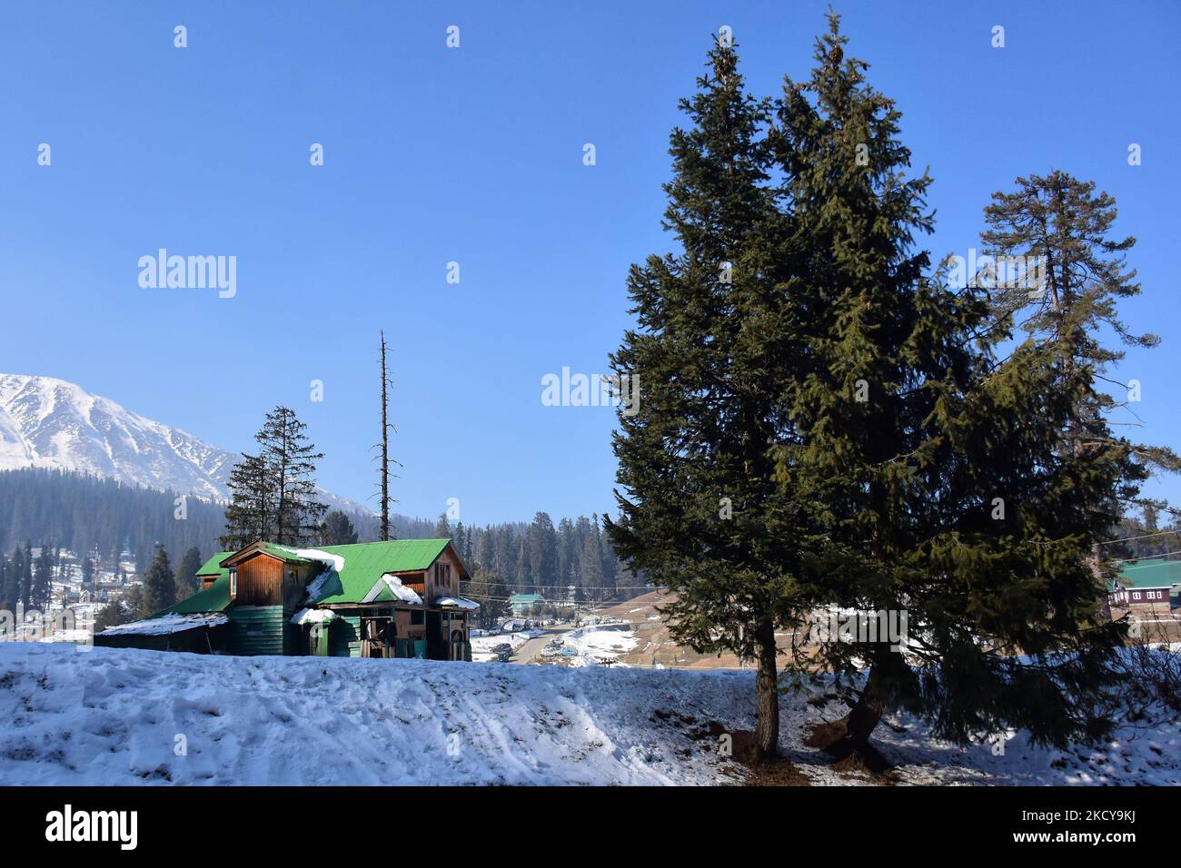 View of Kashmir's popular skiing destination Gulmarg after valley ...