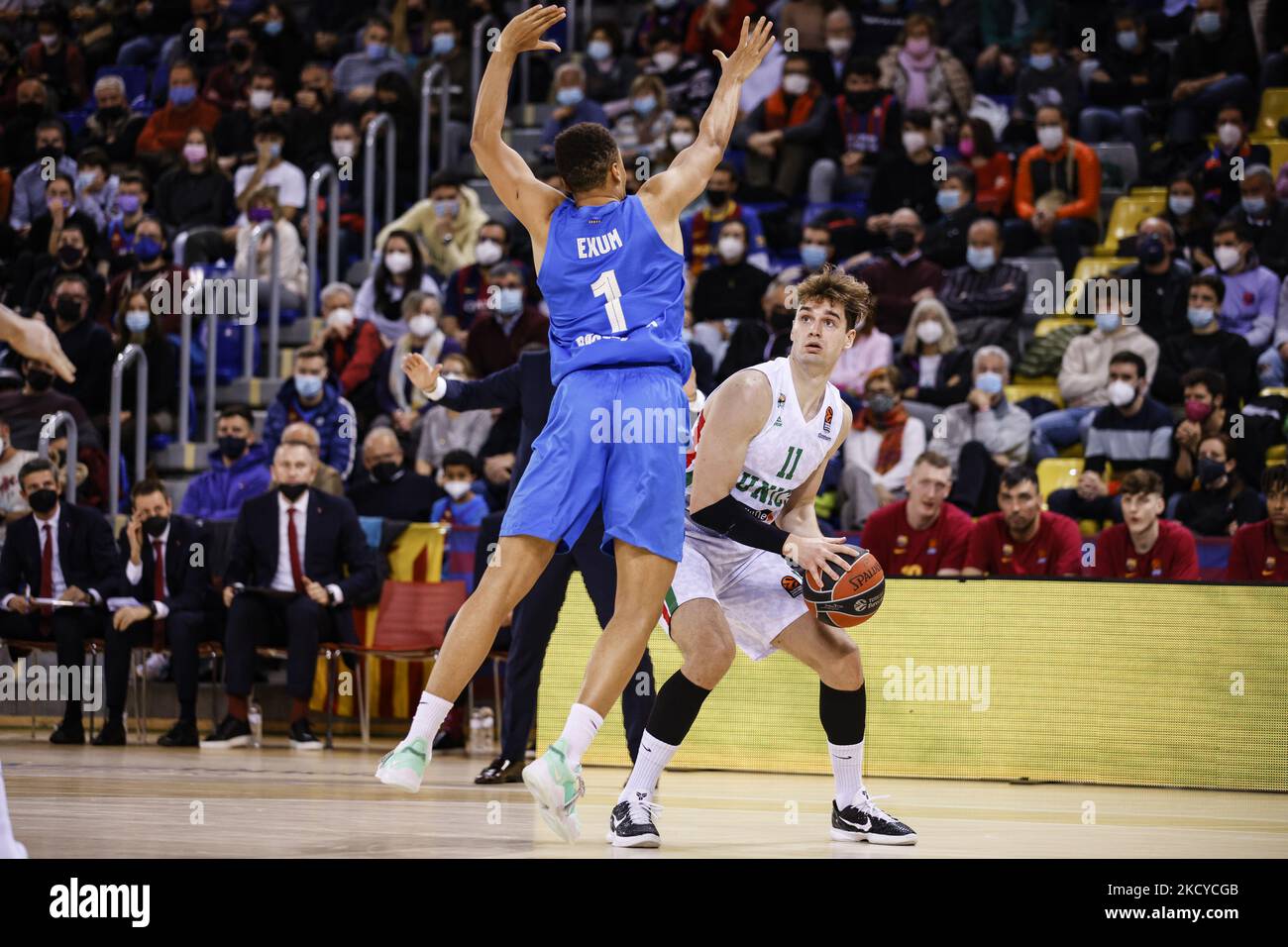 11 Mario Hezonja of UNICS Kazan and 01 Dante liman Exum of FC Barcelona ...
