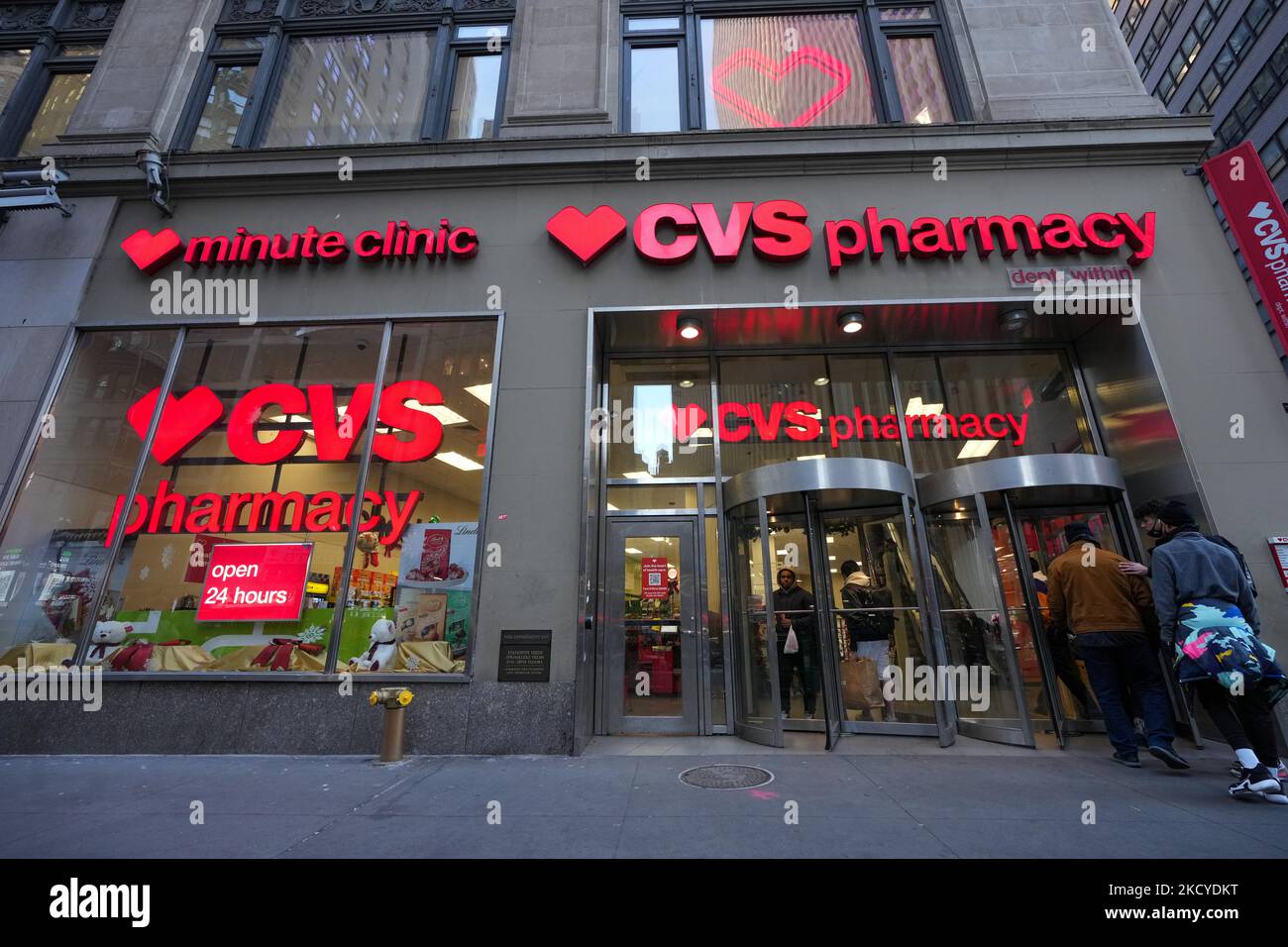 Closing 900 stores hi-res stock photography and images - Alamy