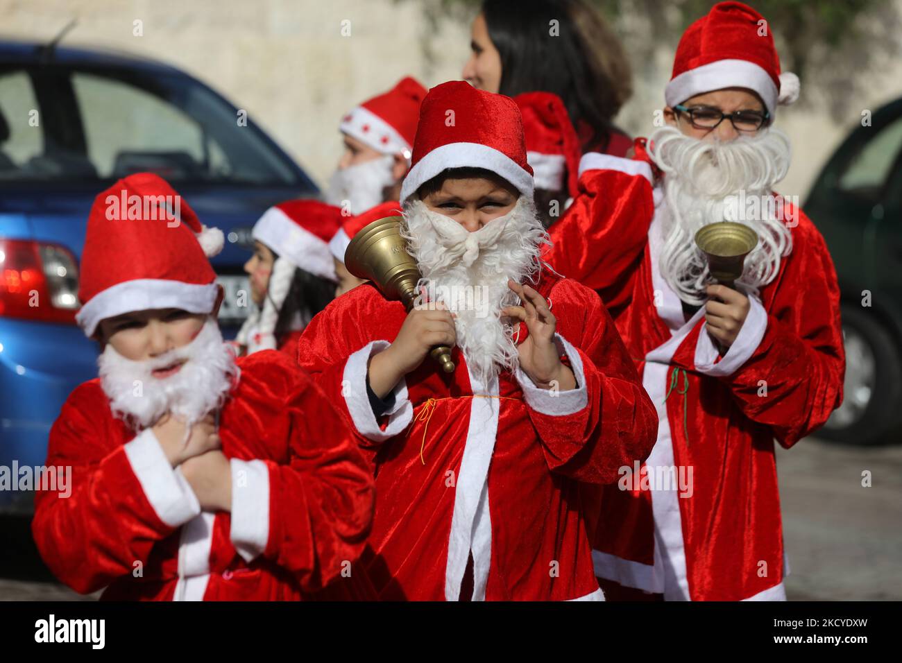 Children together palestine hi-res stock photography and images - Alamy