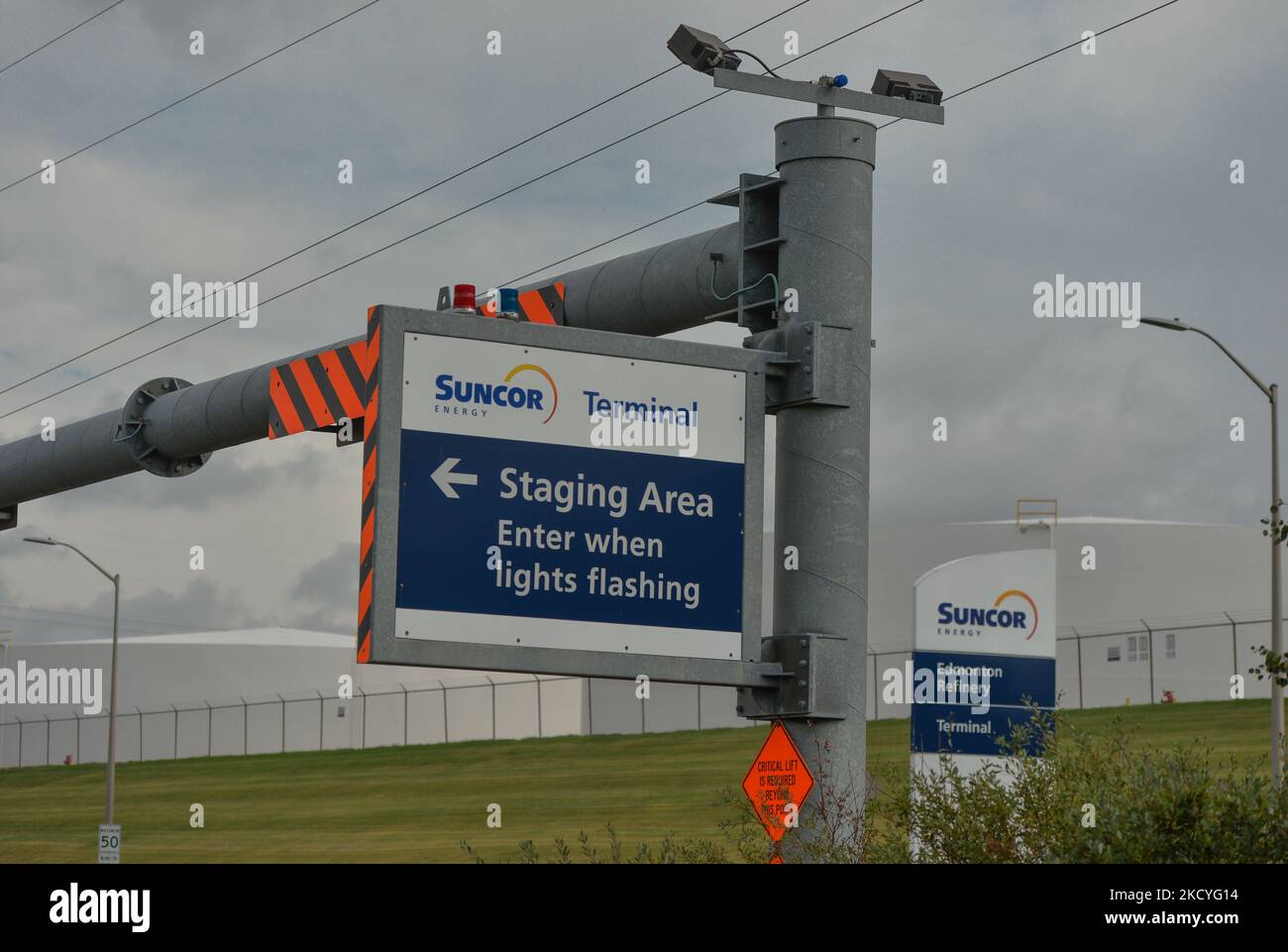 Suncor energy terminal hi-res stock photography and images - Alamy
