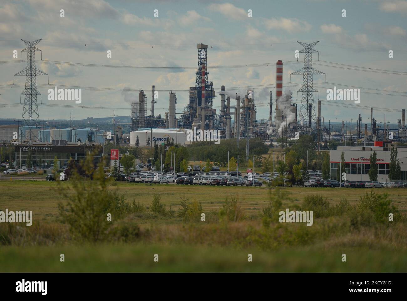 Suncor energy edmonton refinery hi-res stock photography and images - Alamy