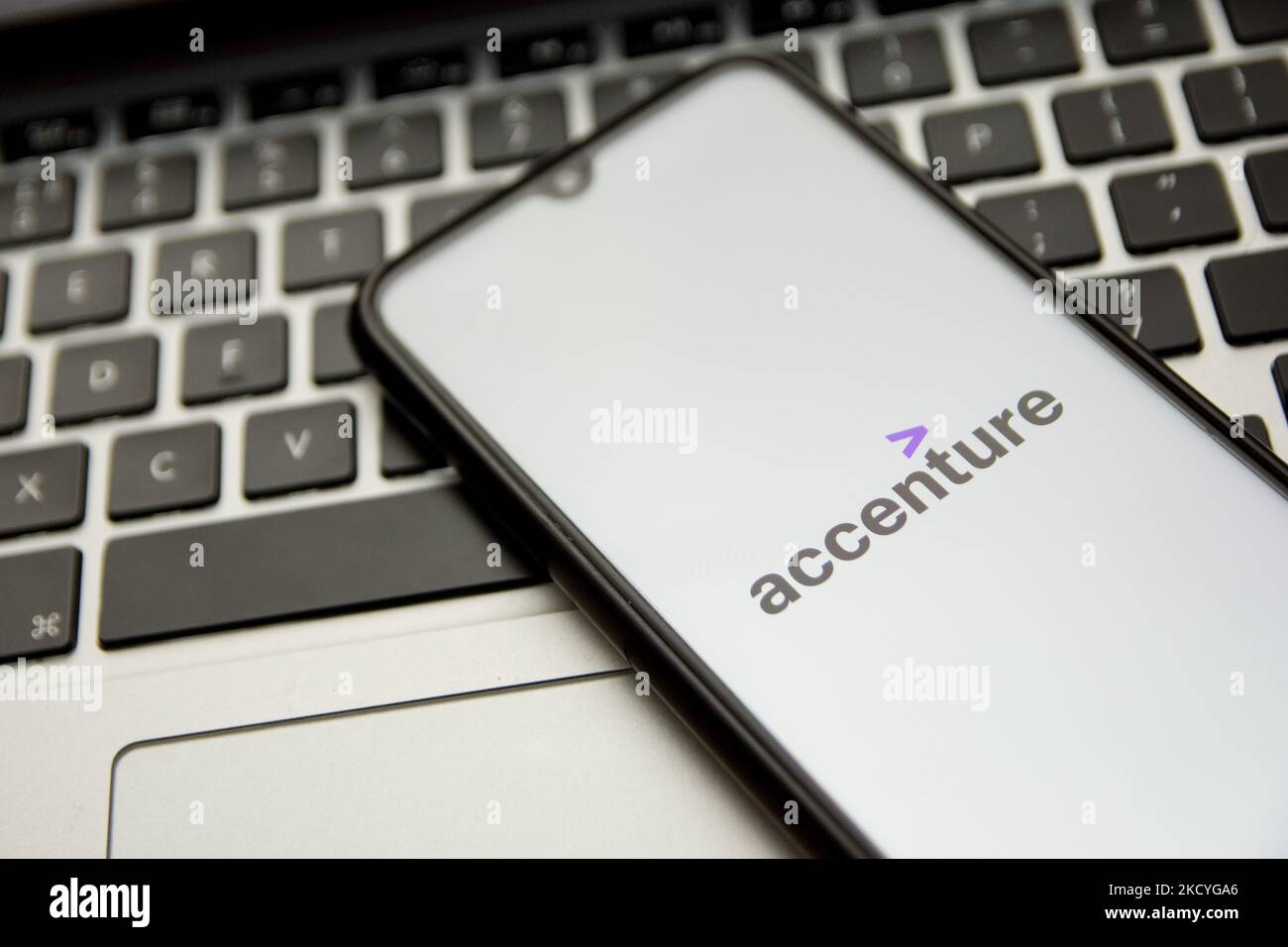 Accenture logo hi-res stock photography and images - Alamy
