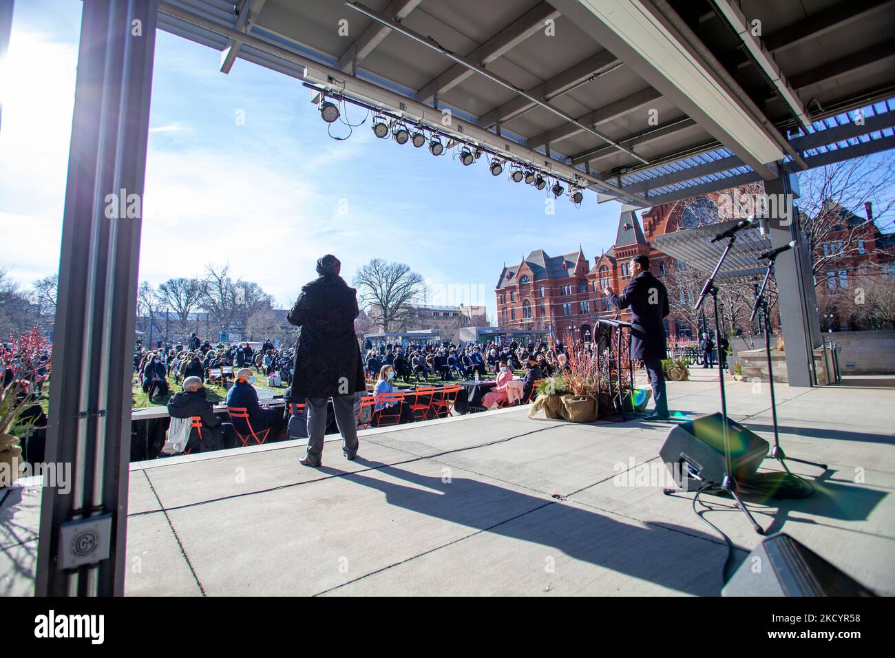 Mayor-elect Aftab Pureval and elected City Council Members are sworn ...