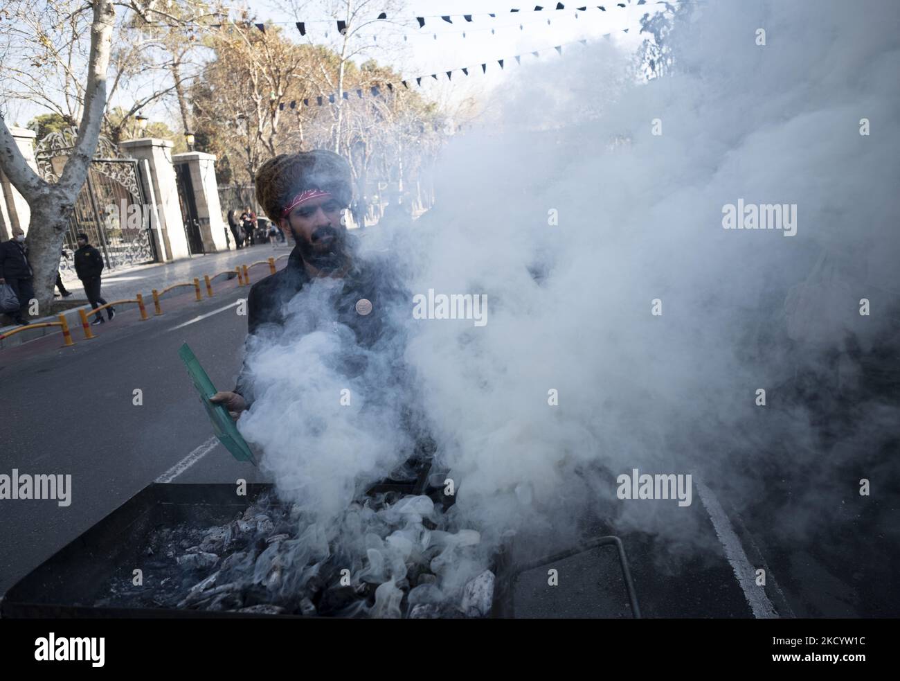Islamic headband hi-res stock photography and images - Alamy