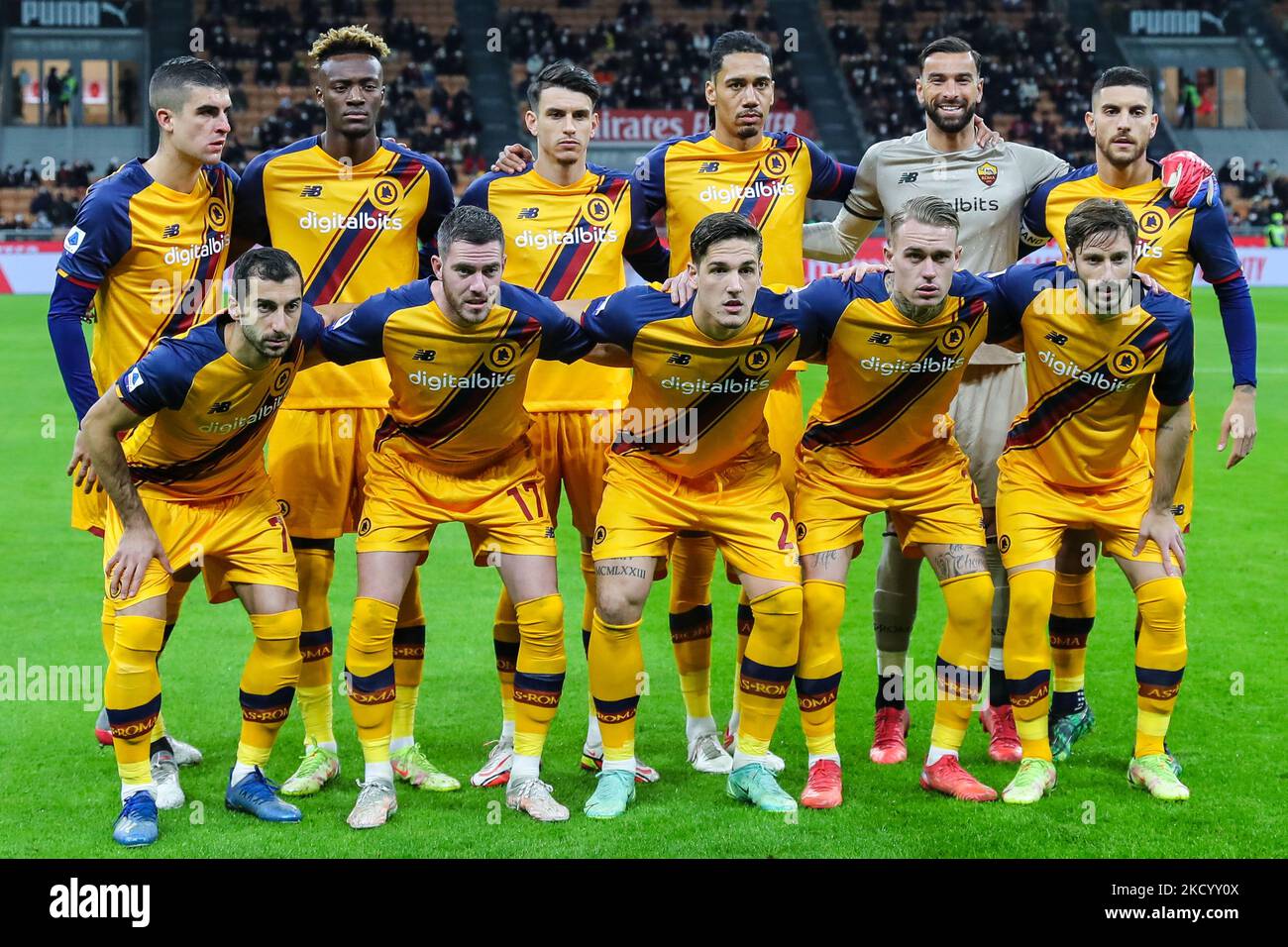 Team of AS Roma lineup during the Serie A 2021/22 football match ...