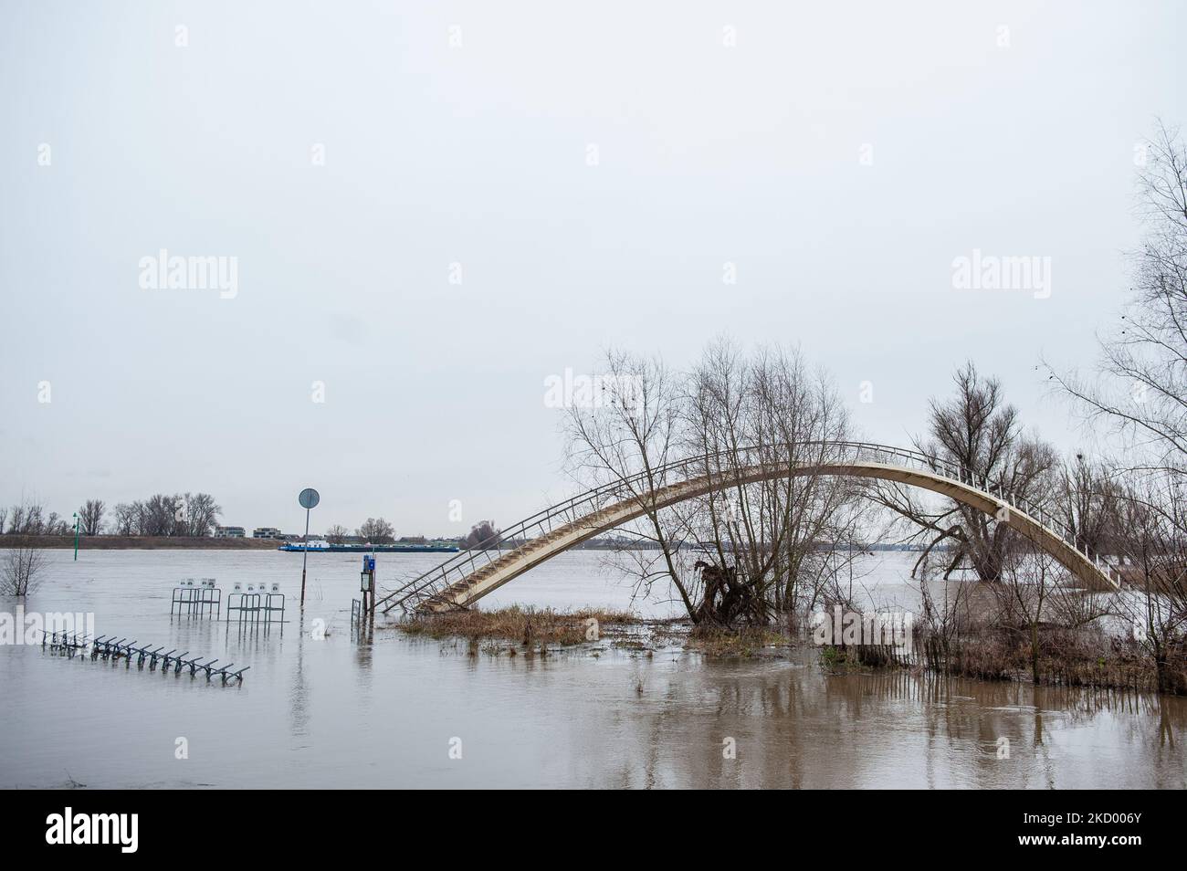 A view of the high levels waters on the river Waal, under the Waal ...