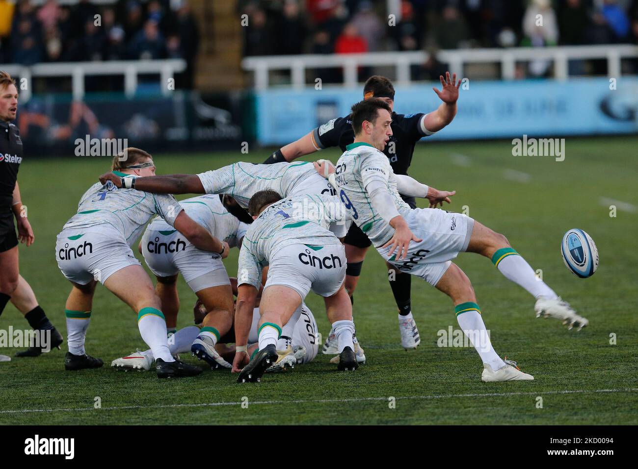 Alex mitchell of northampton saints hi-res stock photography and images ...