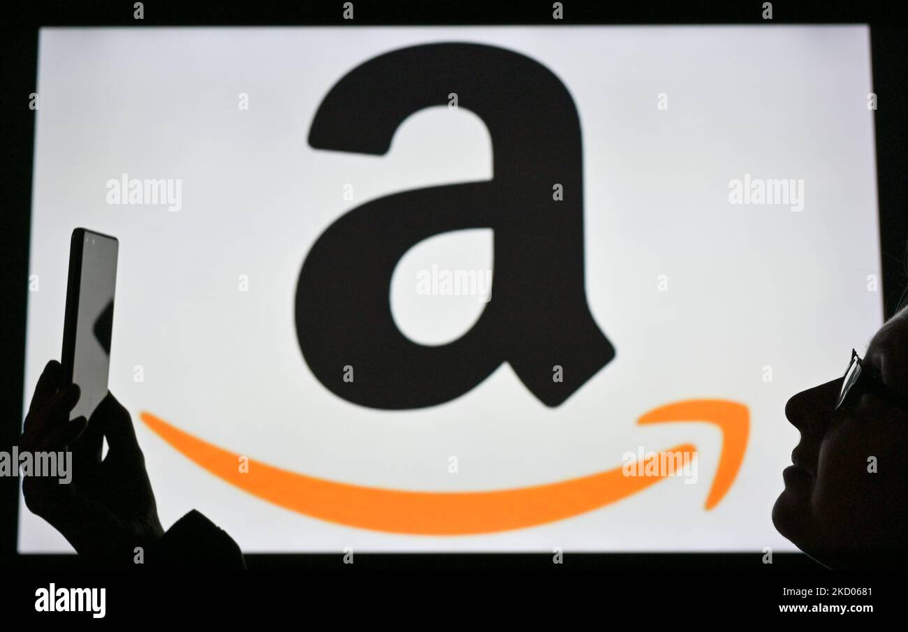 Amazon com logo hi-res stock photography and images - Alamy