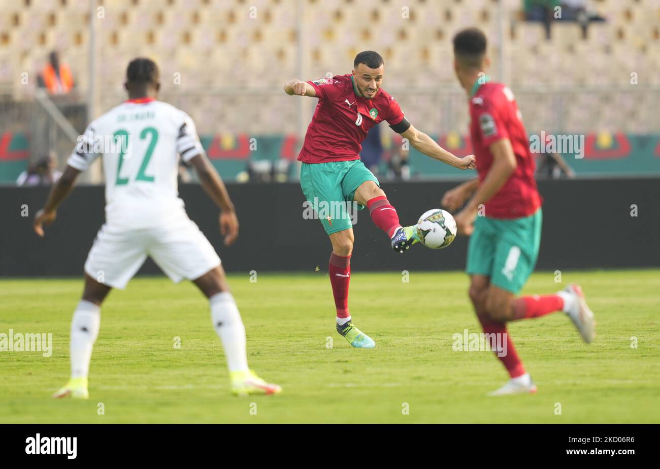 Romain saiss captain hi-res stock photography and images - Alamy