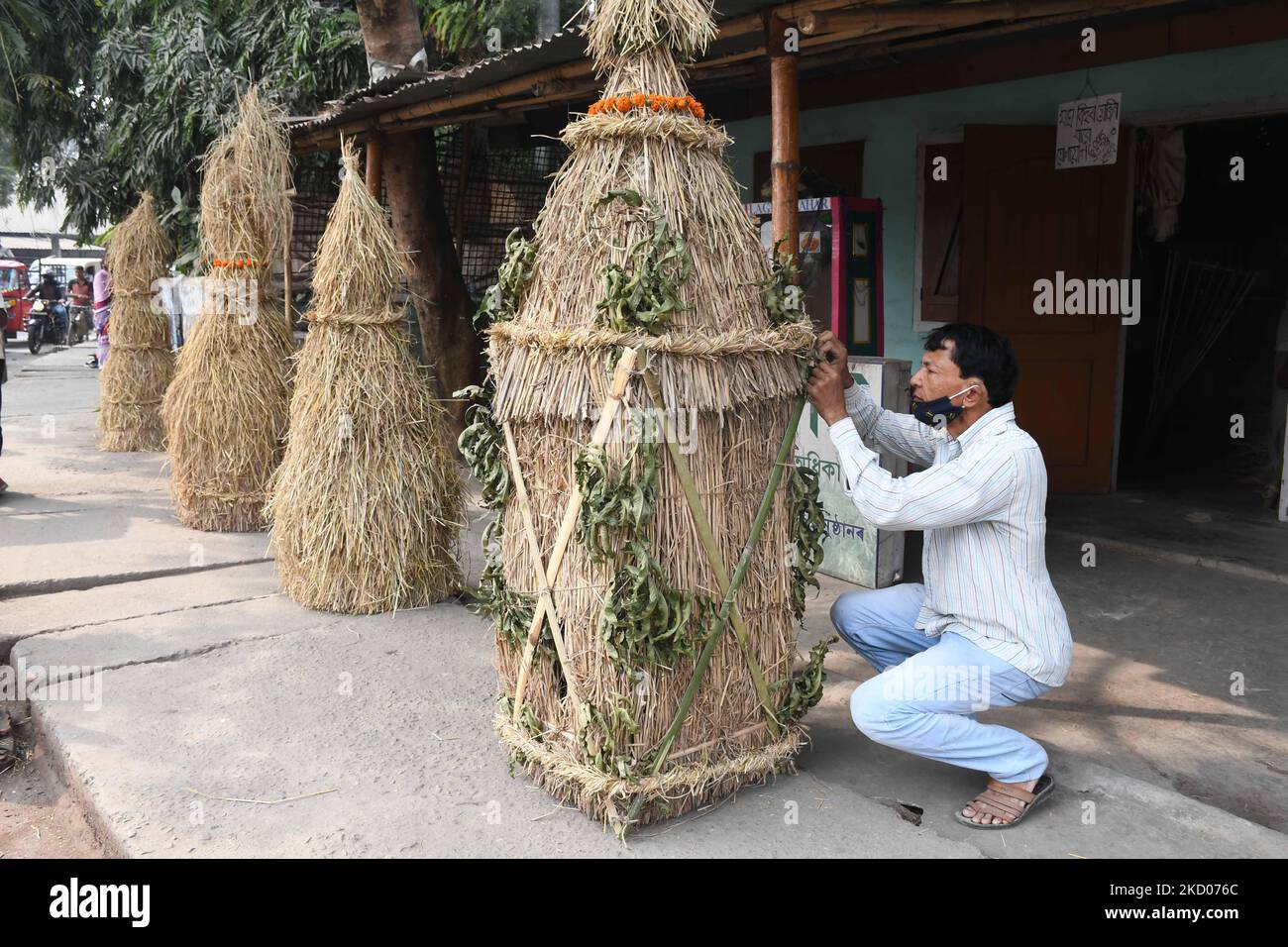 Magh bihu hi-res stock photography and images - Alamy