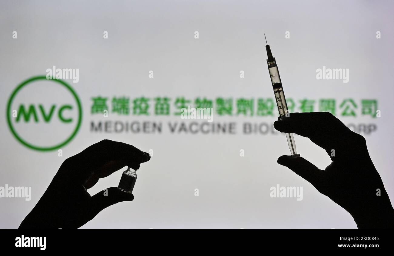 Sanofi new logo hi-res stock photography and images - Alamy