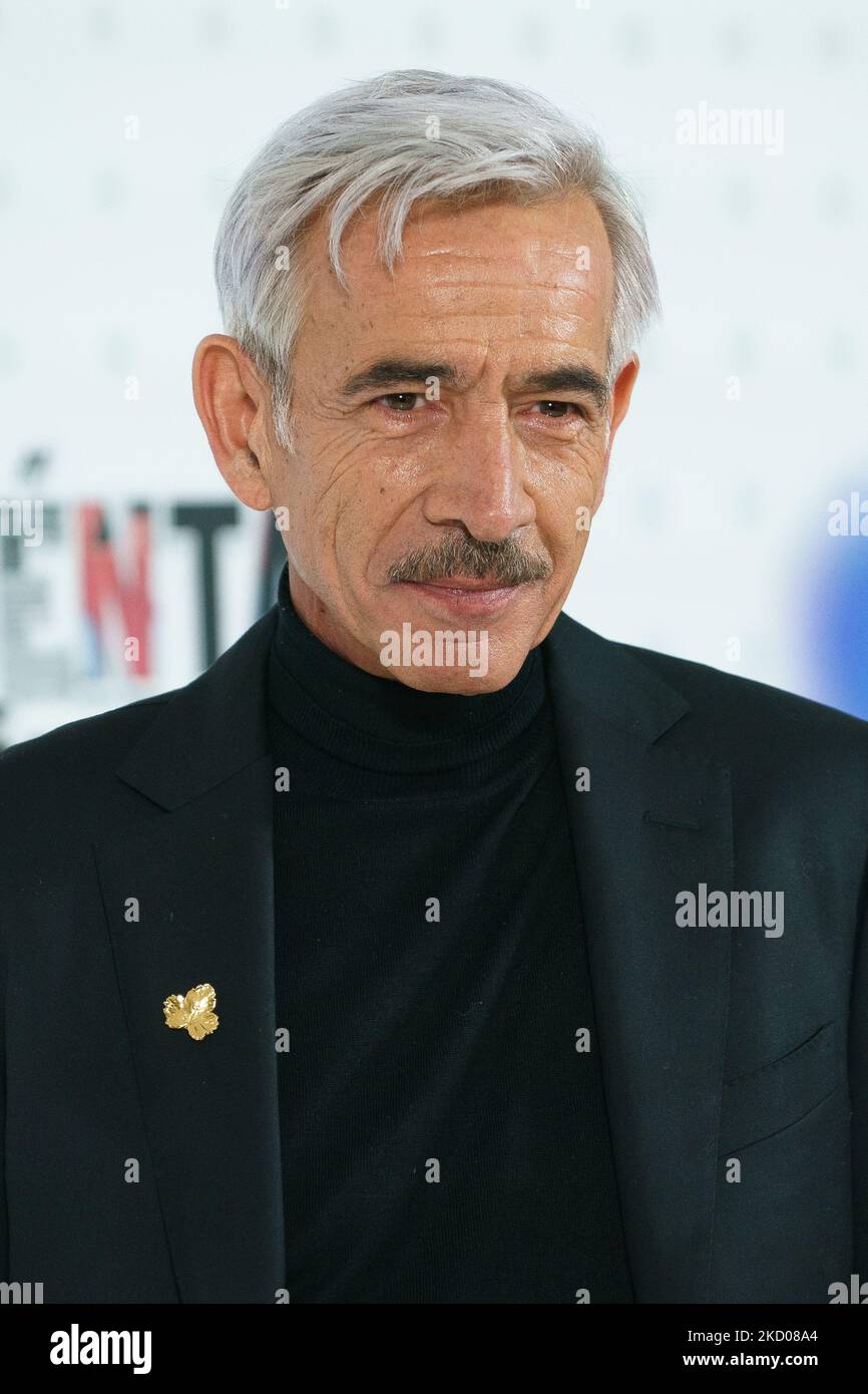 Actor Imanol Arias attends the presentation of new season 'Cuentame' on ...