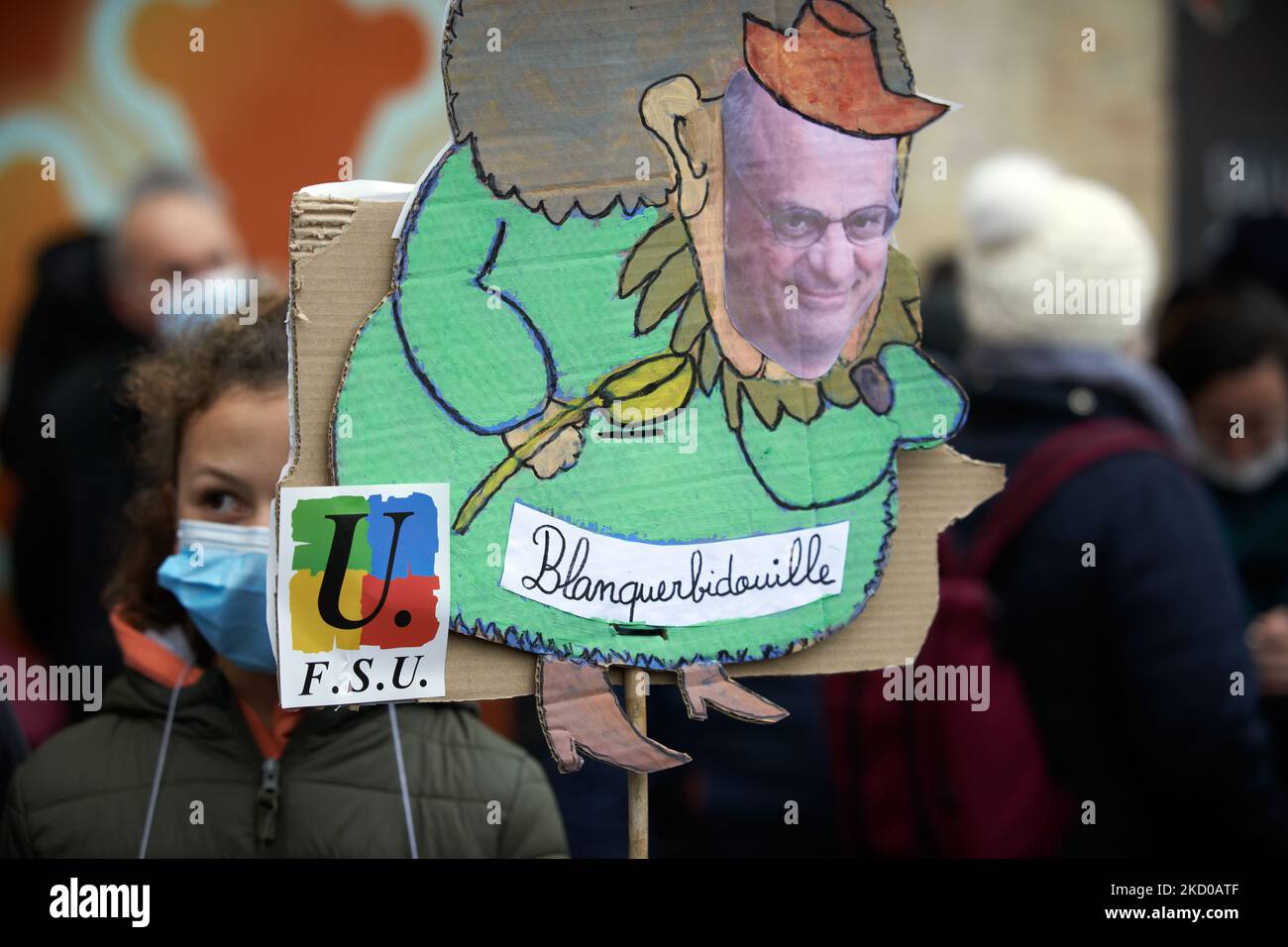 Drawing by a child depicting Blanquer .Thousands of teachers called by ...