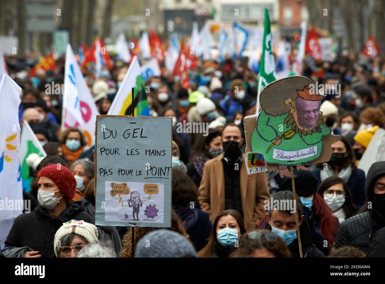 Thousands of teachers called by teacher's unions protested in Toulouse ...
